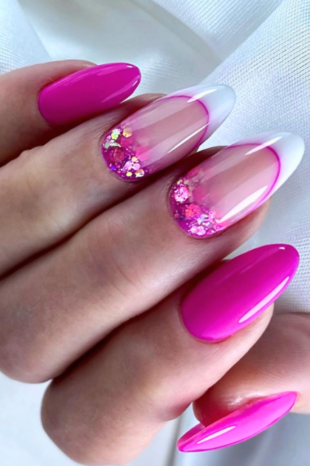 15 Magenta Nail Ideas for 2025 - Scan to Talk