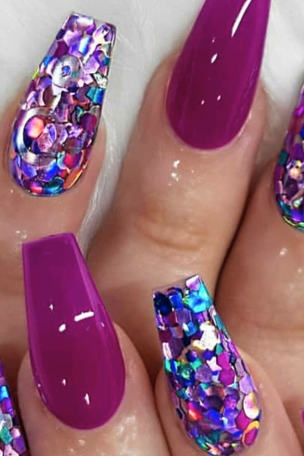 15 Magenta Nail Ideas for 2025 - Scan to Talk