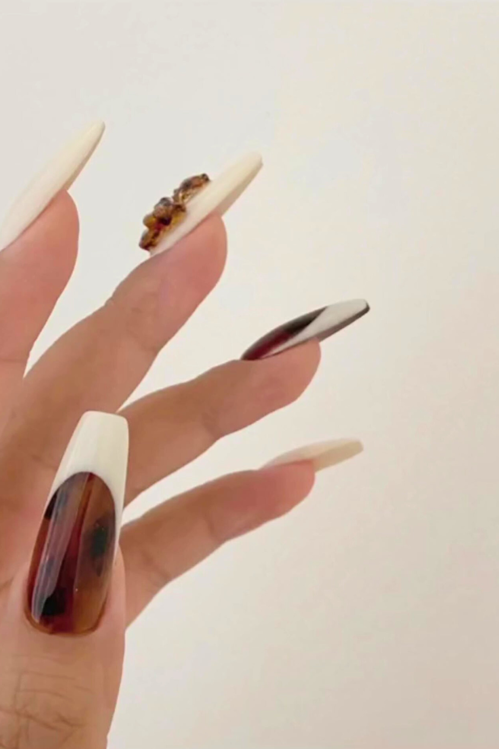 20 Amber Nails Design Ideas for 2025 - Scan to Talk