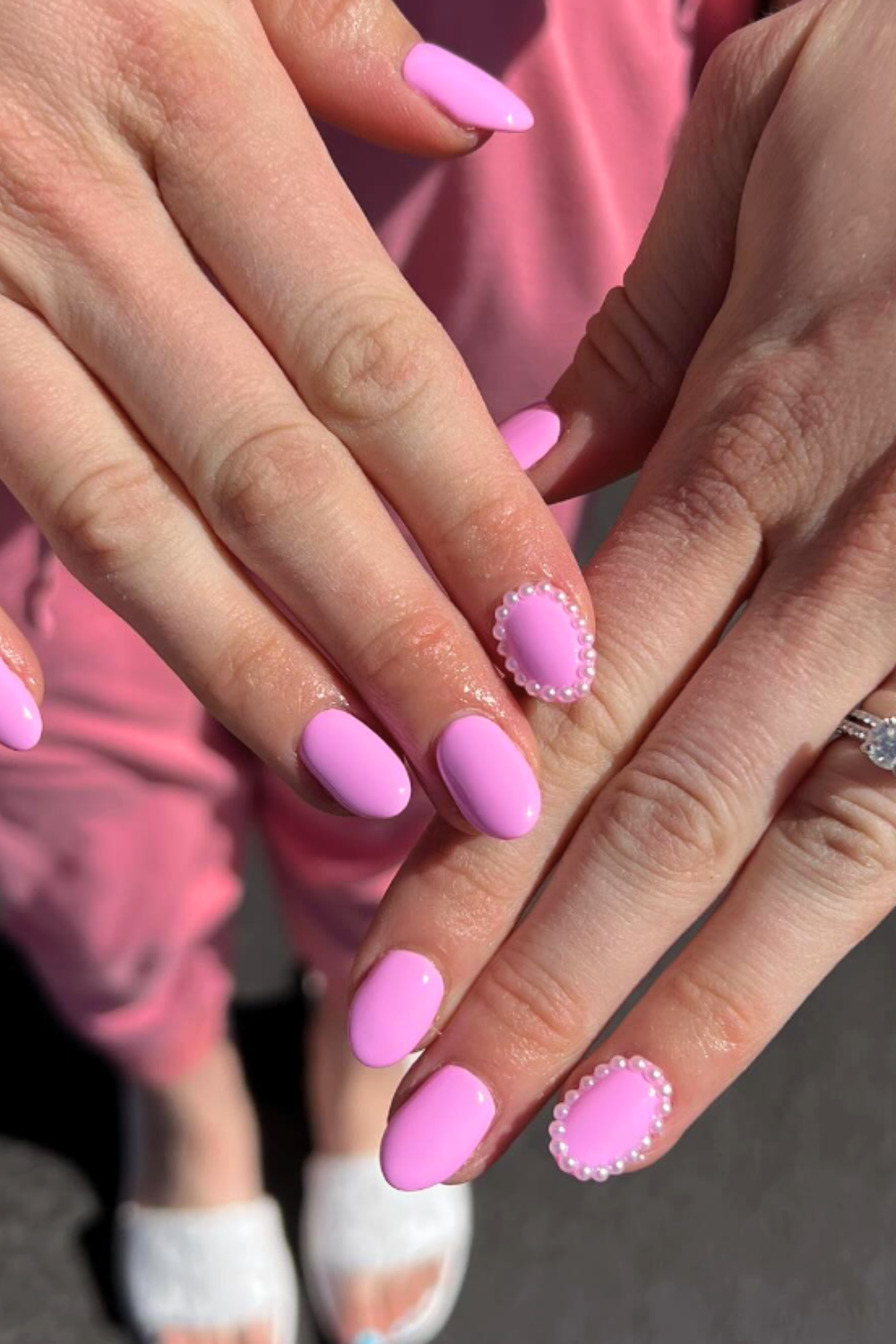 11 Perfect Cute Short Nail Sets - Scan to Talk