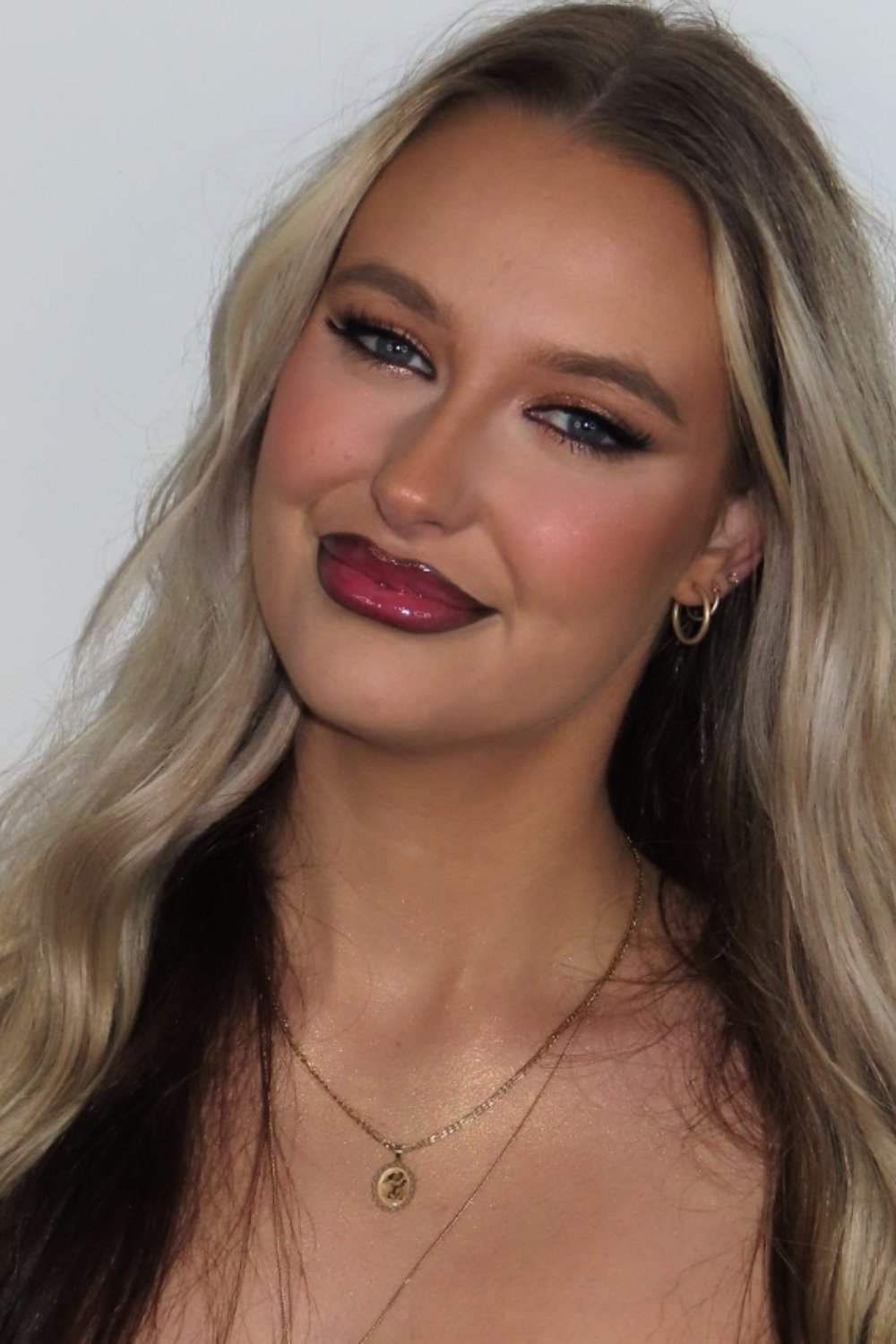 13 Instagram Baddie Makeup Looks - Scan to Talk
