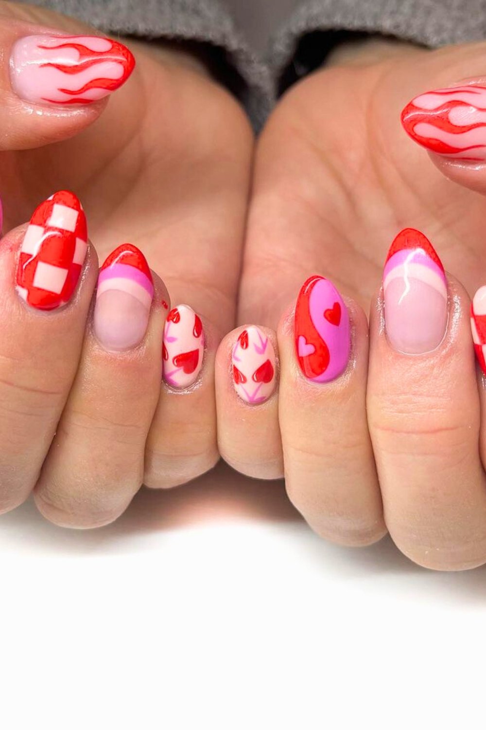 32 Cute Funky Nails - Scan to Talk