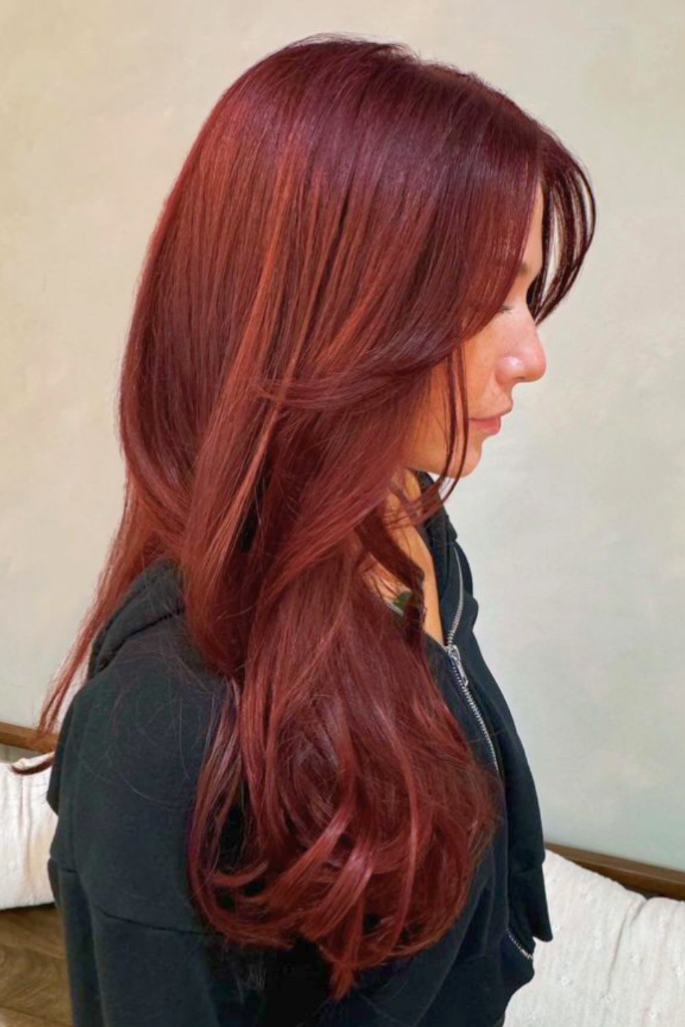 35 Curtain Bangs Hairstyles for 2025 - Scan to Talk