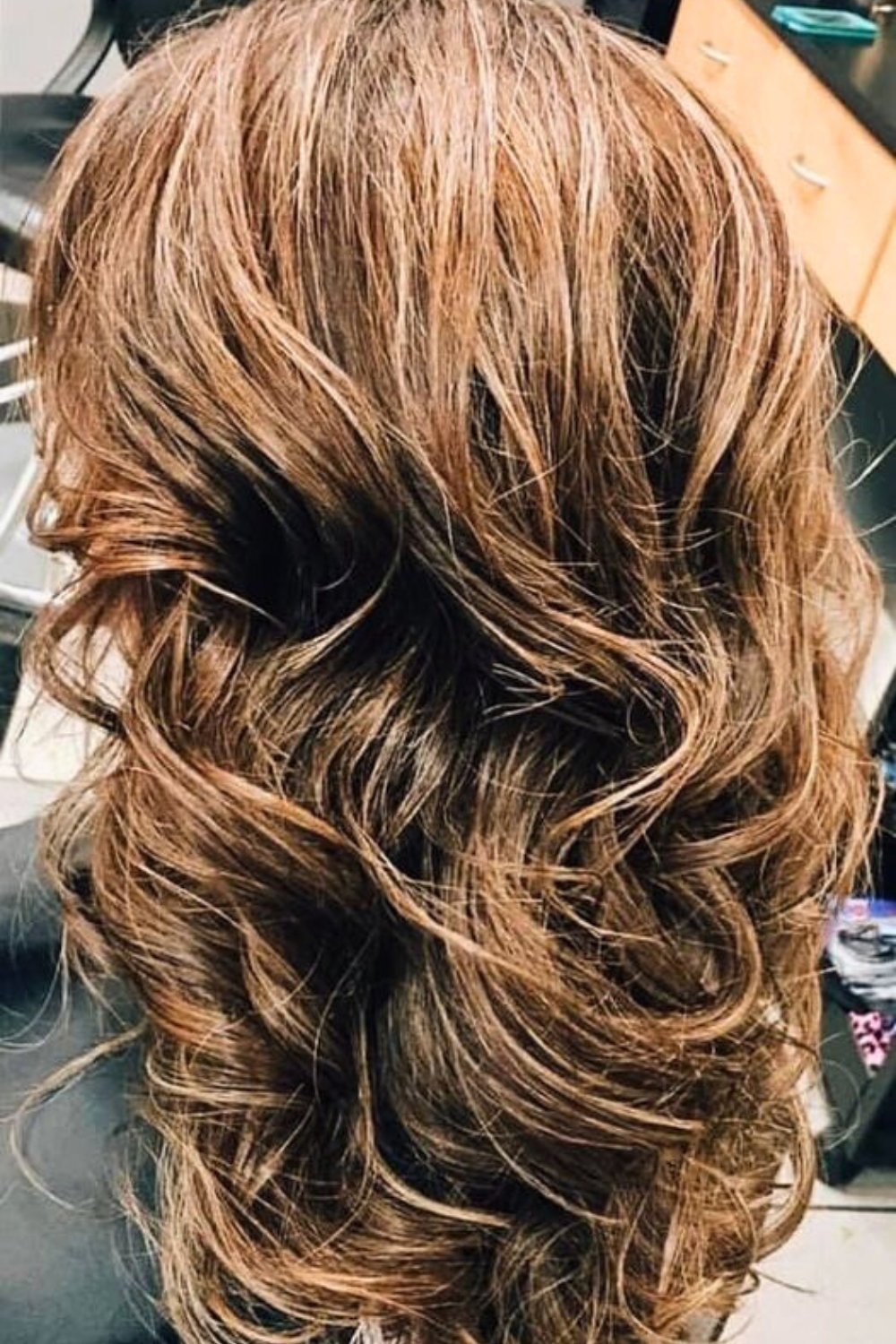 55 Fall Hairstyles - The Ultimate Guide for Every Hair Type - Scan to Talk