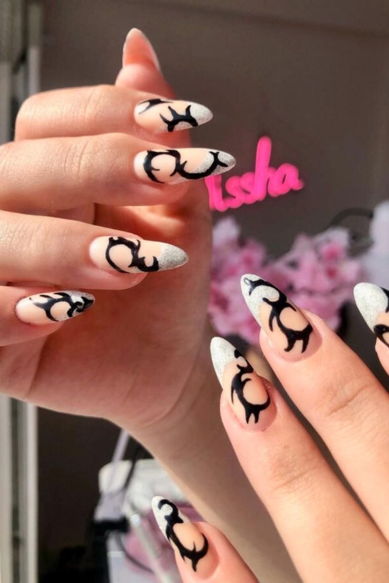 25 Black Swirl Nails – Scan to Talk