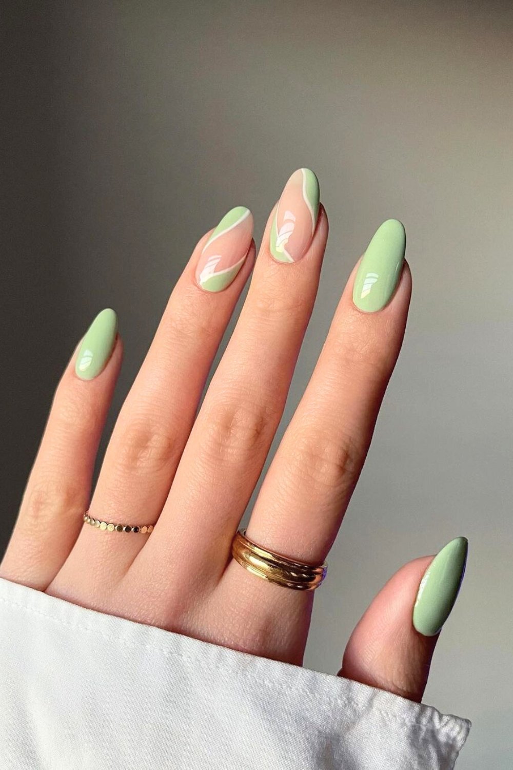 25 Green Fall Nails for 2025 - Scan to Talk