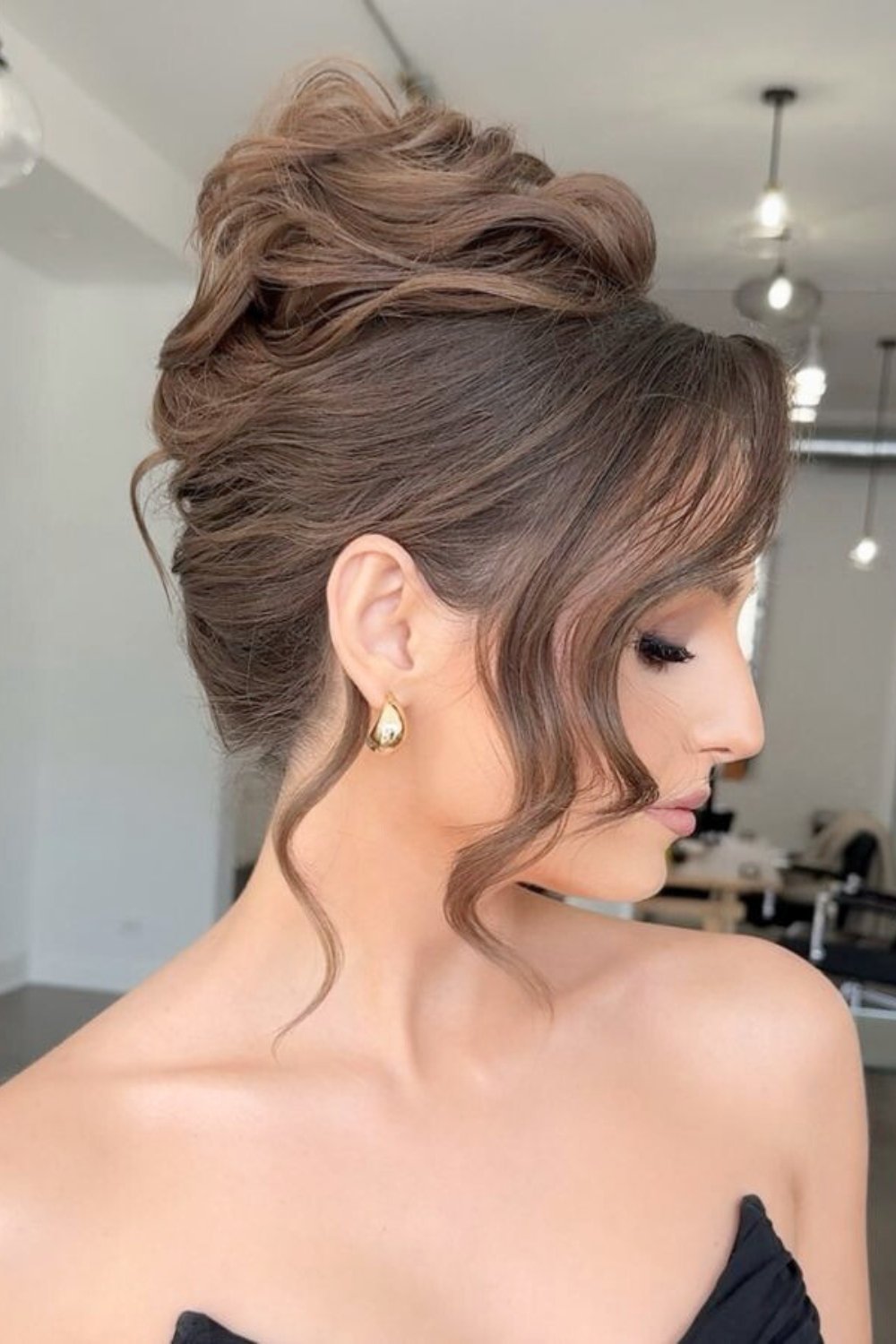 30 French Twist Hairstyles 2025 - Scan to Talk