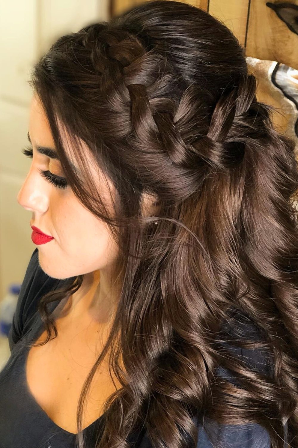 35 Braided Crown Hairstyles - Scan to Talk