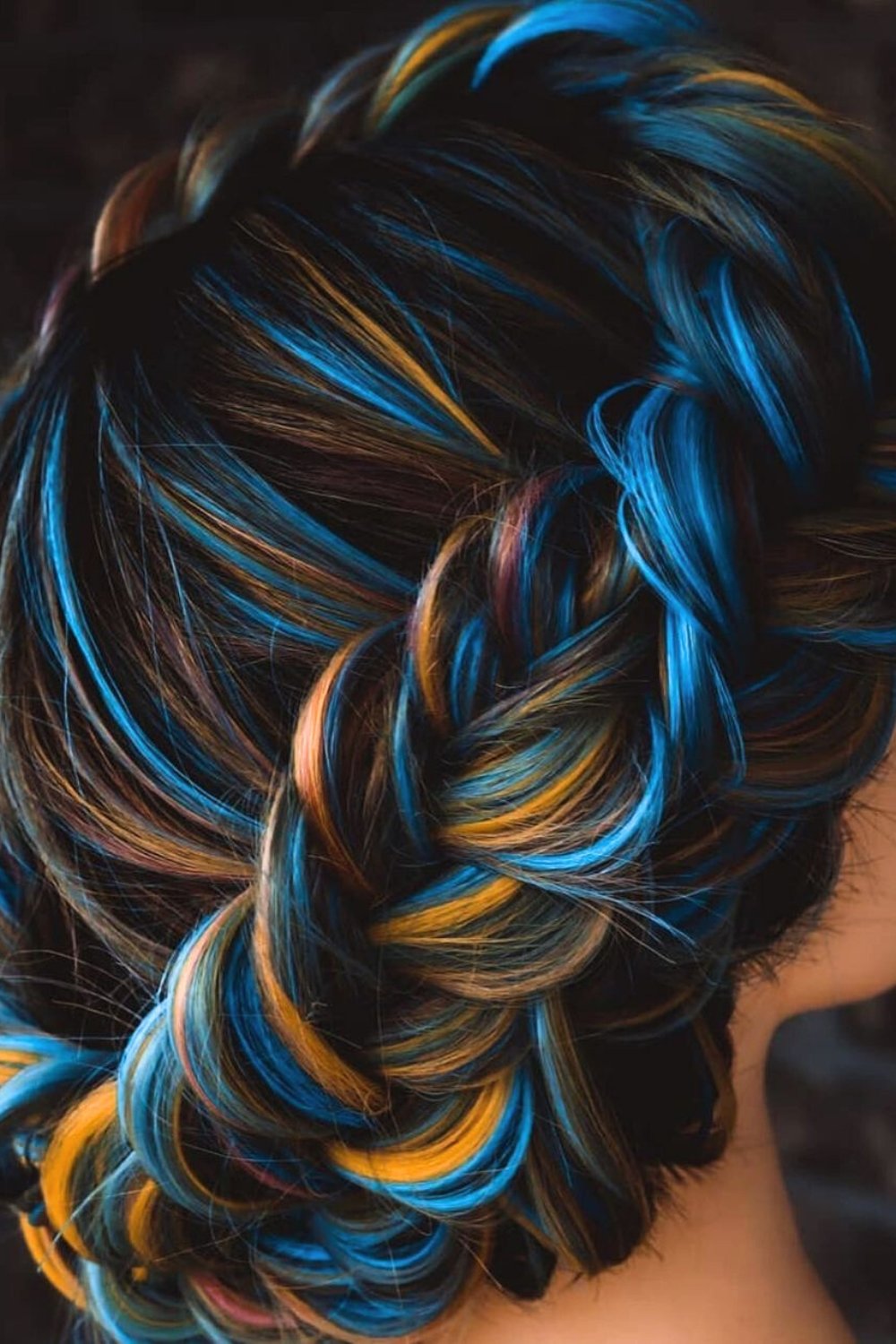 35 Braided Crown Hairstyles - Scan to Talk