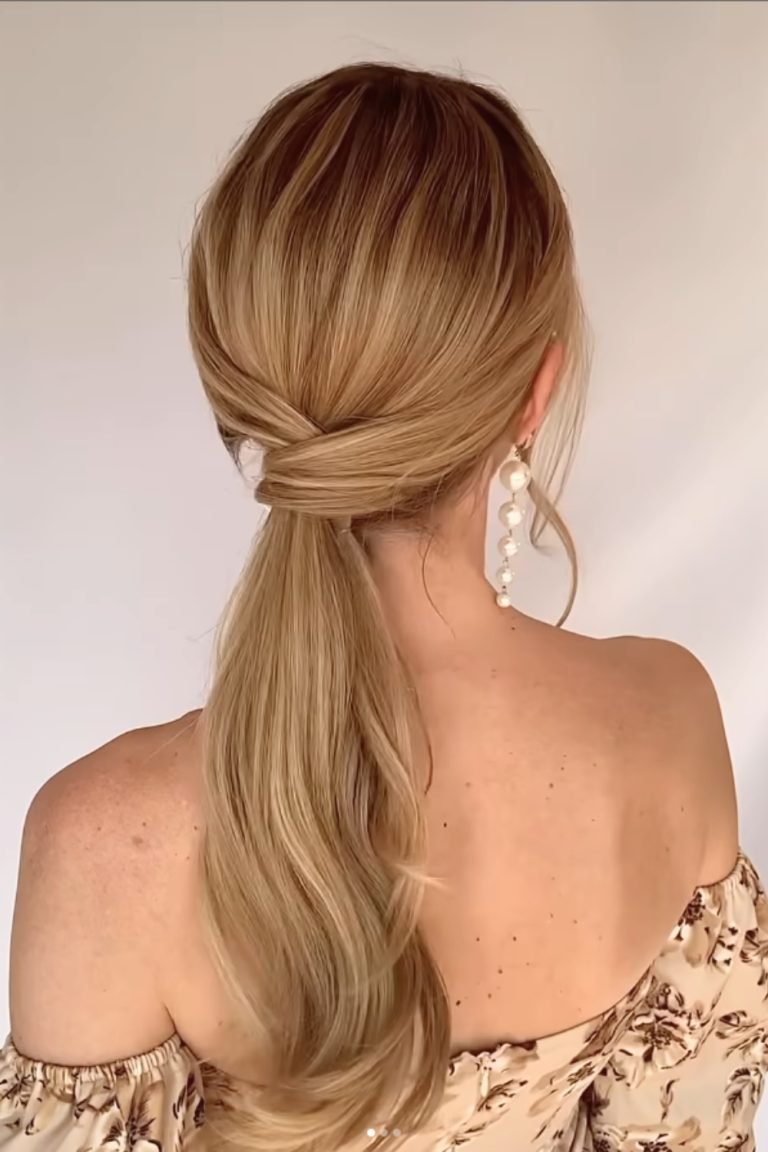 30 Sleek Ponytail Hairstyles 2025 - Scan to Talk