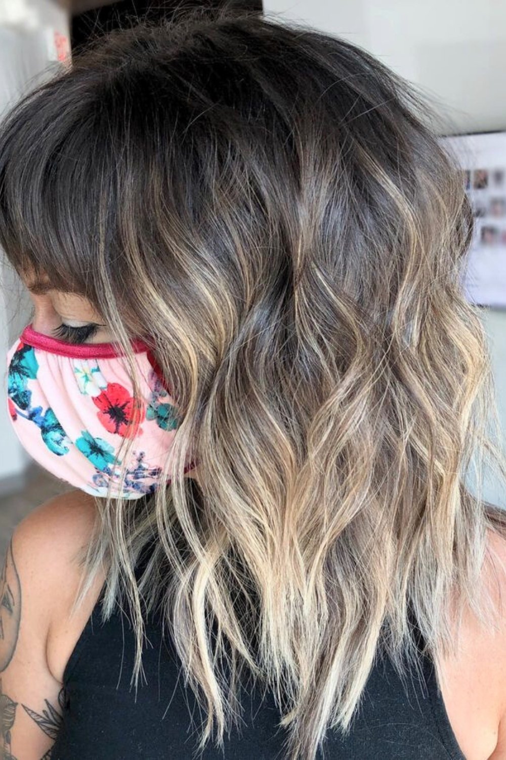 51 Textured Lob Hairstyle Ideas to Copy in 2025 - Scan to Talk