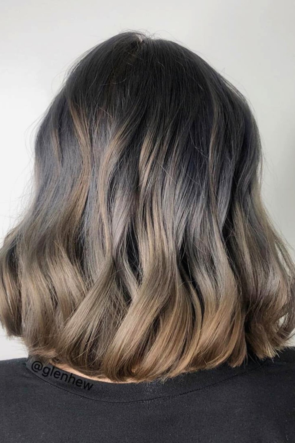 51 Textured Lob Hairstyle Ideas to Copy in 2025 - Scan to Talk