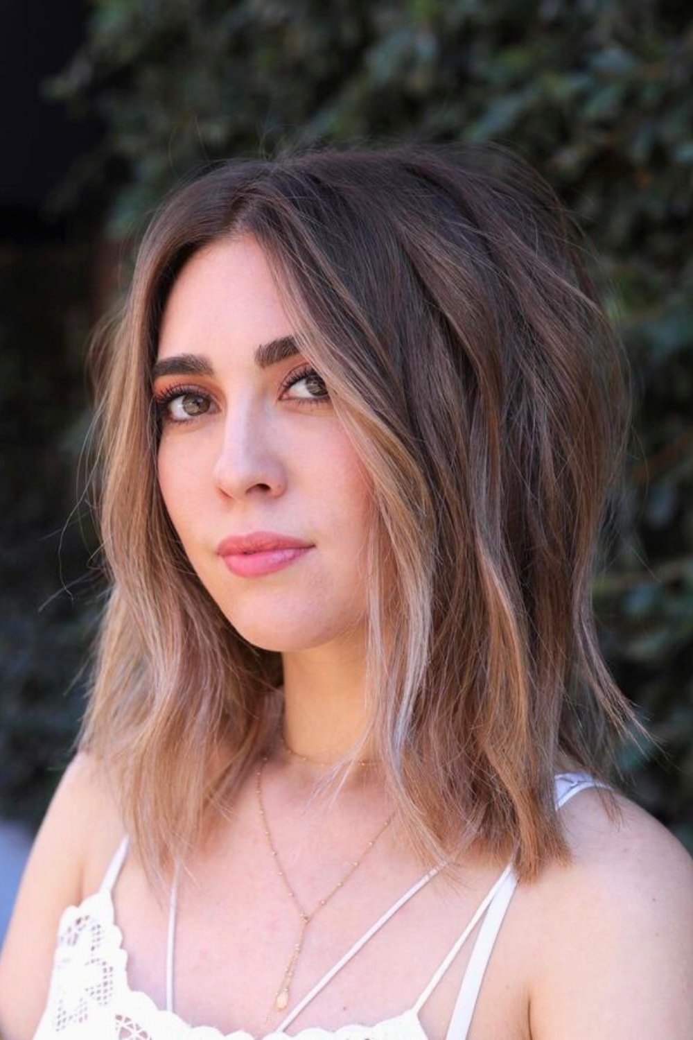 51 Textured Lob Hairstyle Ideas to Copy in 2024 – Scan to Talk