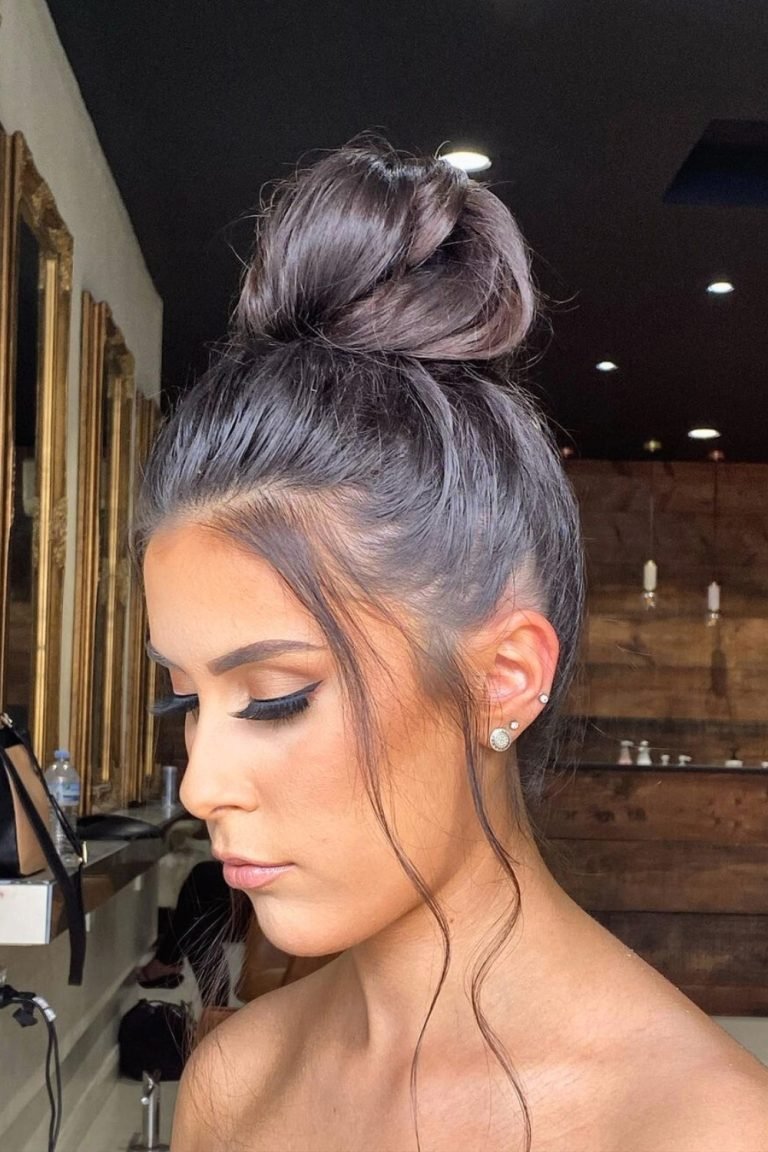 50 High Bun Hairstyles You Never See Before - Scan to Talk