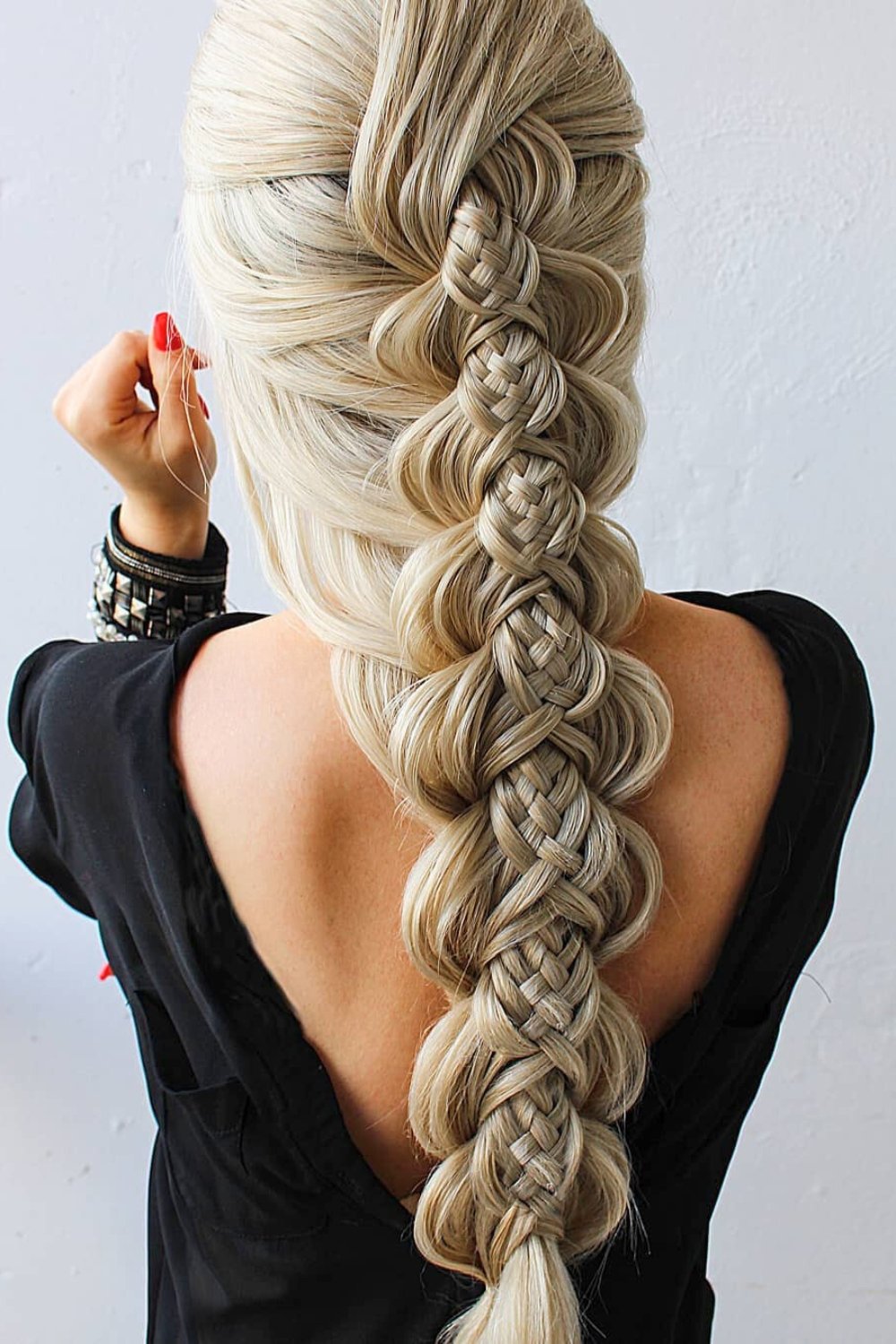 30 Fishtail Braid Ideas to Copy in 2025 - Scan to Talk