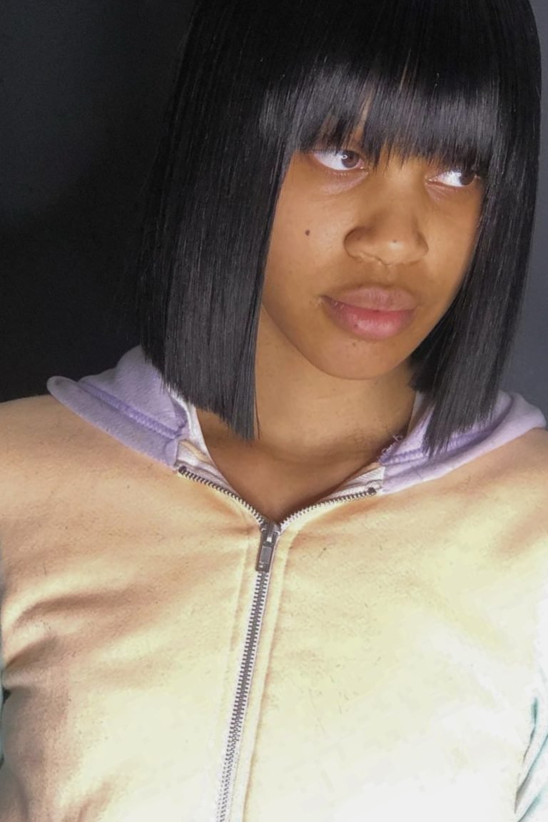 60 Wispy Bangs Hairstyle Inspirational Ideas to Copy in 2025 - Scan to Talk