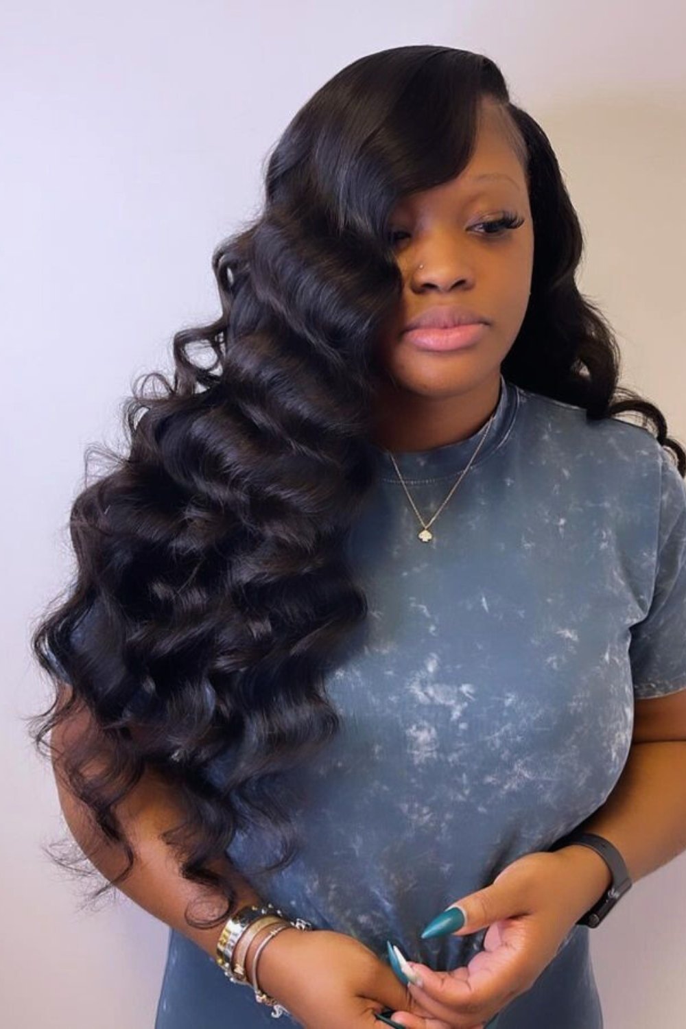 35 Side Part Hairstyles - Scan to Talk