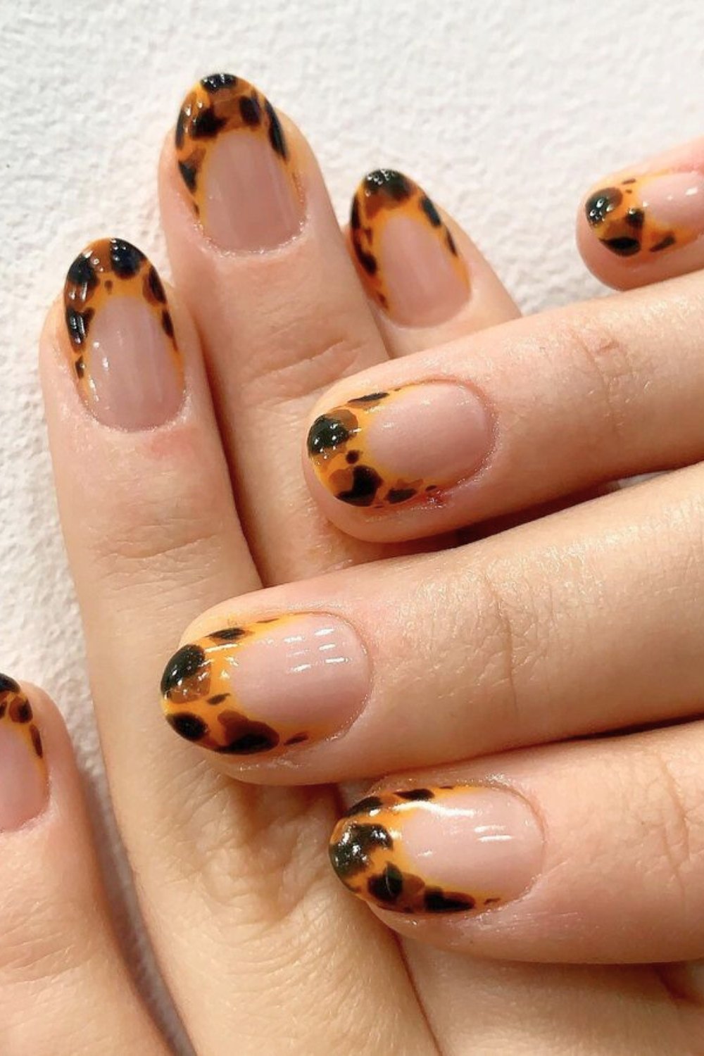 40 Animal Print Nails - Scan to Talk