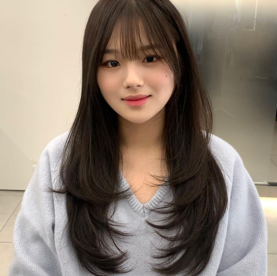 36 Korean Hairstyles For Women to Try in 2025 - Scan to Talk
