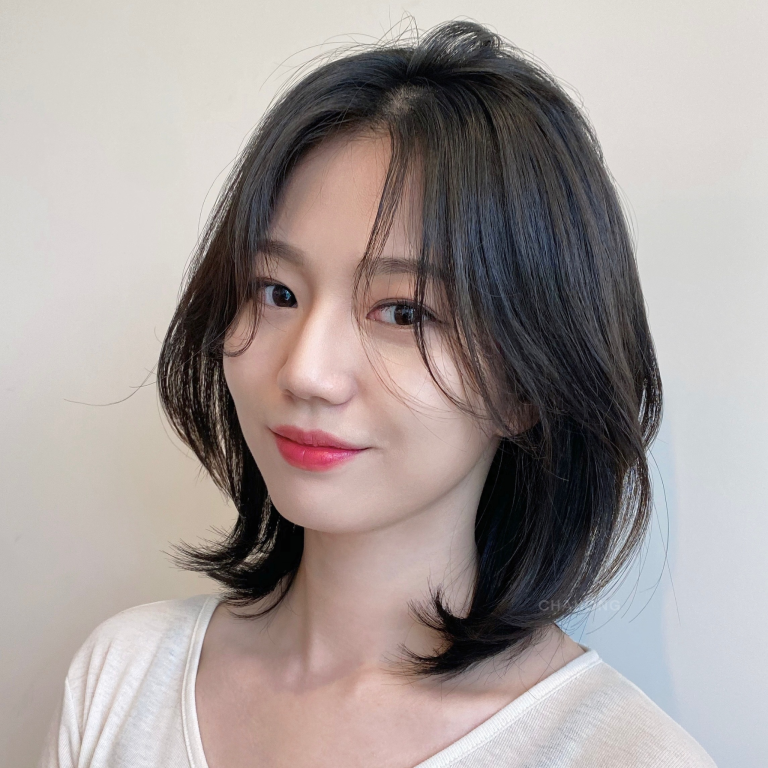36 Korean Hairstyles For Women to Try in 2025 - Scan to Talk