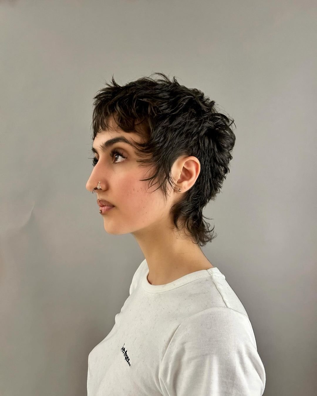 27 Short Goth Haircuts - Scan to Talk